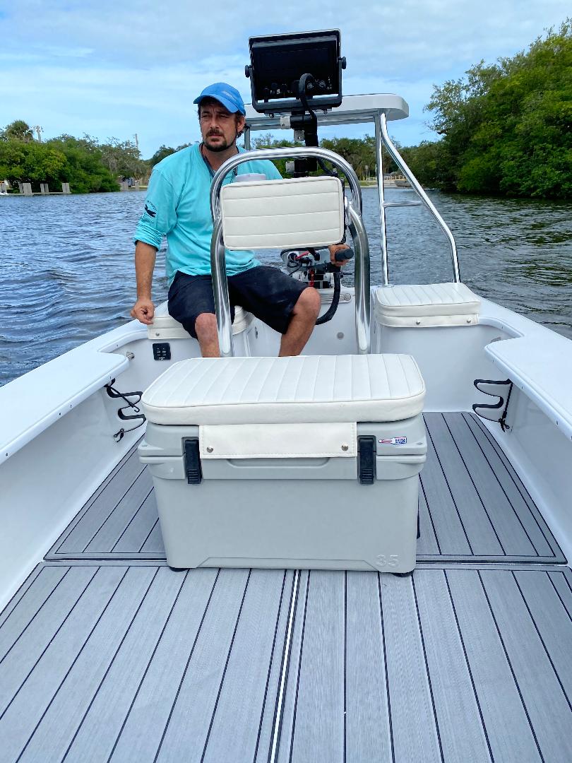Emerger Technical Poling Skiff - 16' Flats Fishing Boat